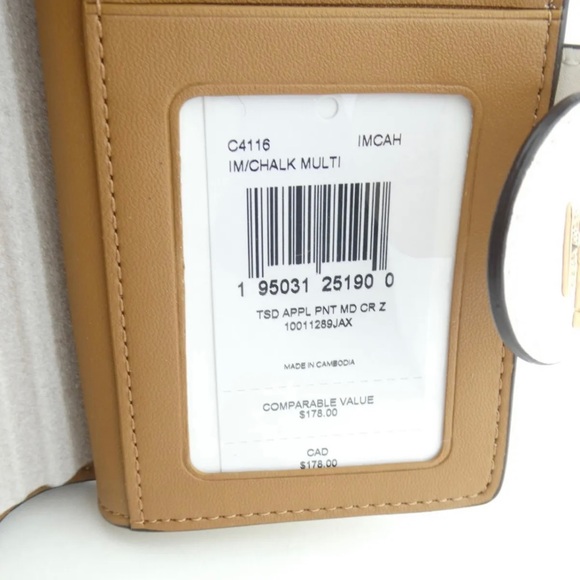 Coach | Bags | Nwt Coach Medium Bifold Leather Corner Zip Wallet Green ...